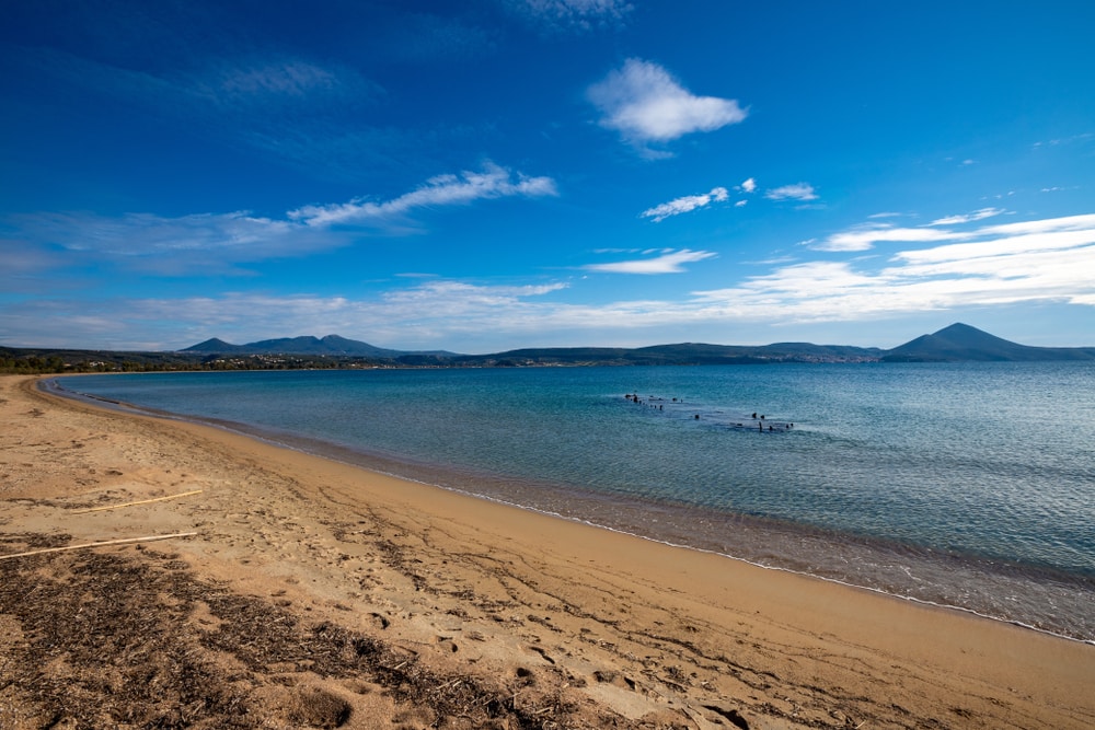 Divari beach - TravelGreece365
